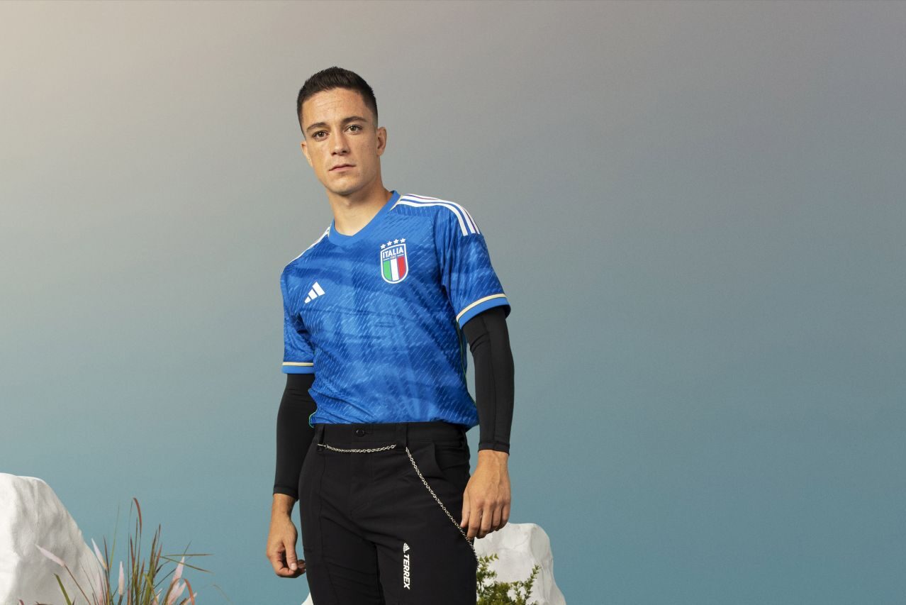 Nazionale, la FIGC lancia le nuove maglie “ispirate” al marmo